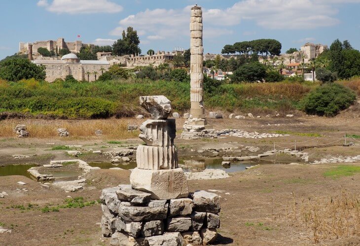 Efes Antik Kenti Rehberi: Tarih, Yapılar, Ziyaret Bilgileri